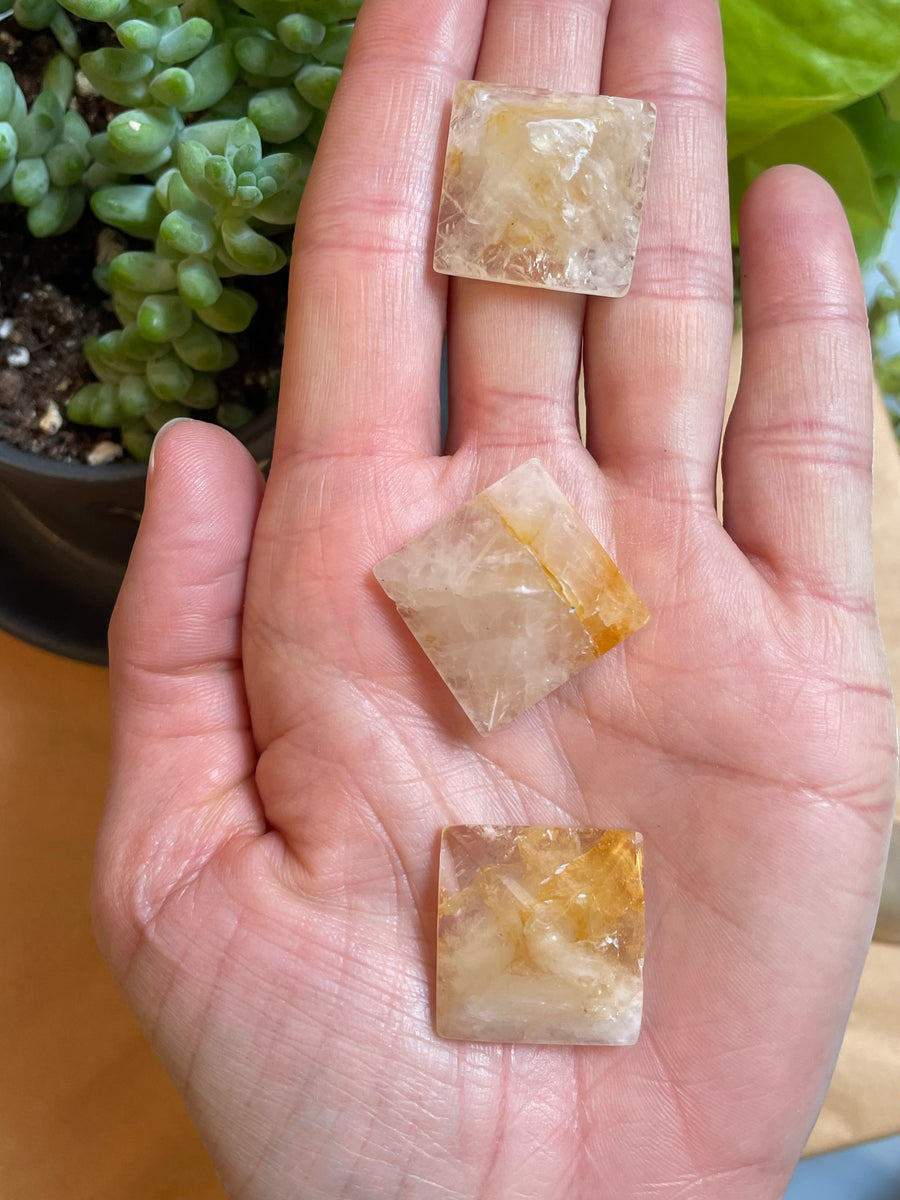 Golden Quartz Pyramid – Heim Iowa City
